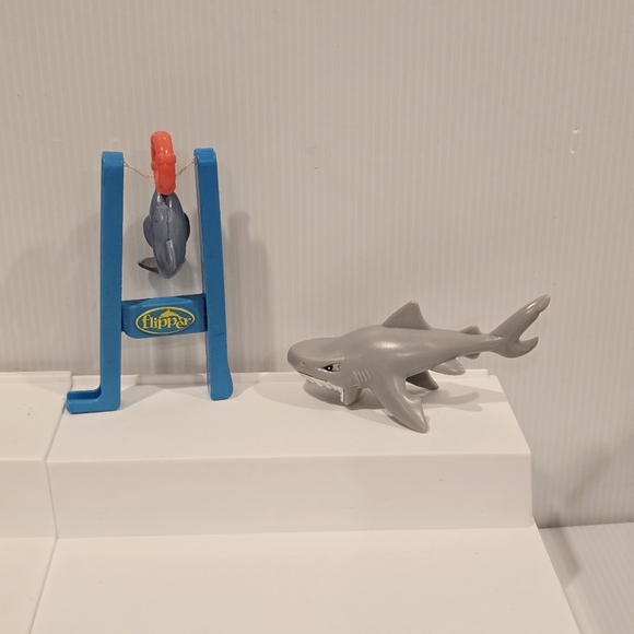 Toys | Red Lobster 1998 Gray Shark And Pizza Hut Flipper Toy Set | Poshmark